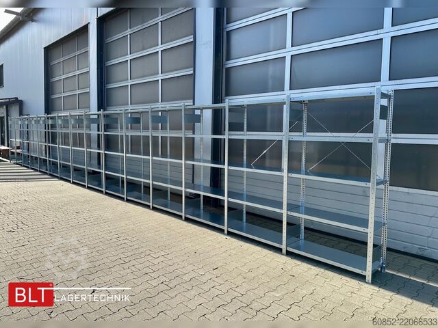 Modularna polica
ca. 30,06 lfm. Fachbodenregale META H: 200 cm , T: 40 cm , 150 kg pro Ebene