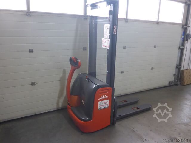 Kamioni sa paletama
Linde L12