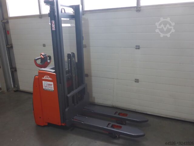 Kamioni sa paletama
Linde L14 I