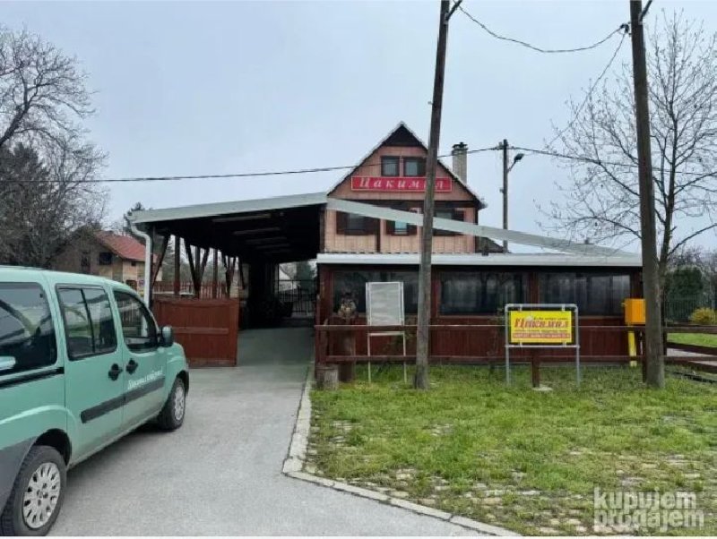 Ugostiteljski kompleks 500 m2 Pančevo