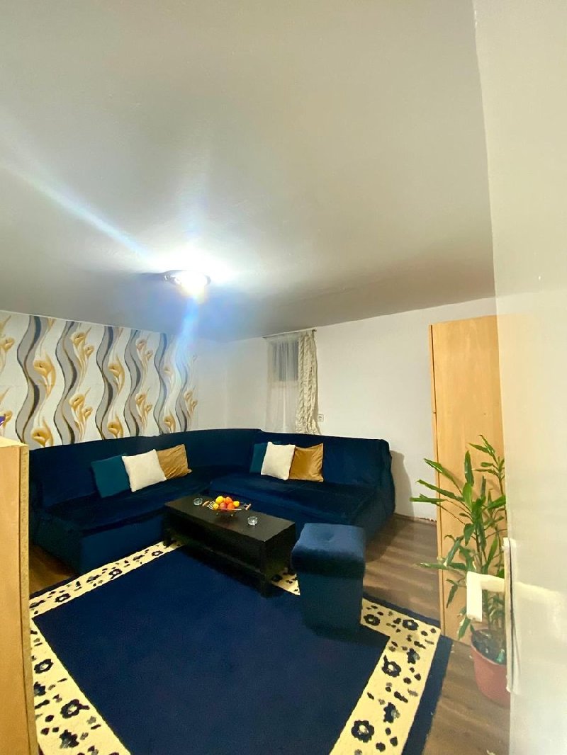Izdavanje kuće 60 m2 Mali Mokri Lug Zvezdara