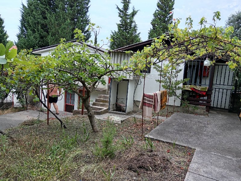 Prodaja Vikendica Zagradje Sutomore