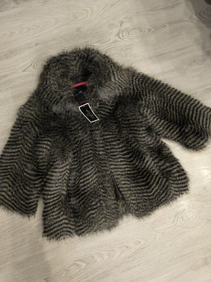 River Island bundica SNIŽENA 2000