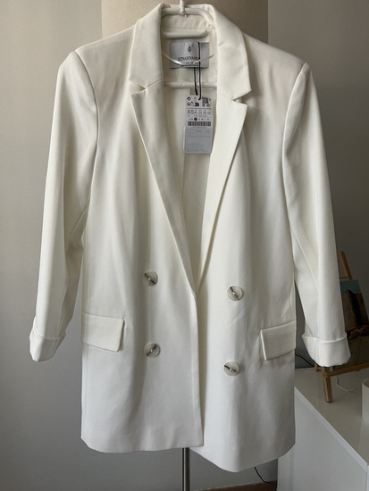 Stradivarius beli sako