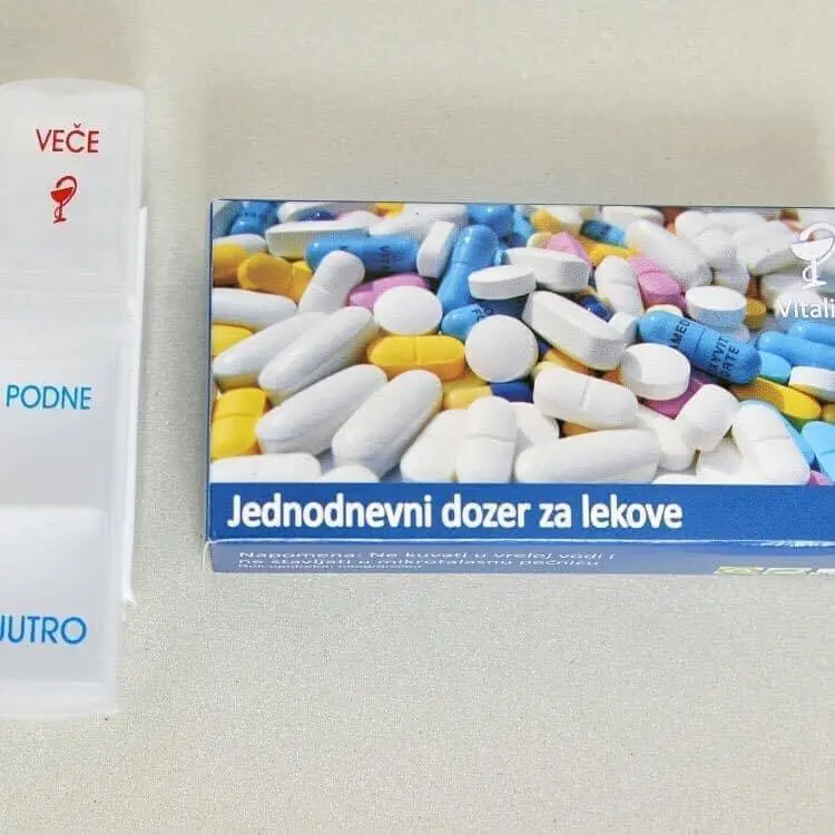 VITALIS dozator tableta za јedan dan