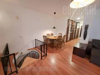 Dvosobni stan 60 m², Beograd