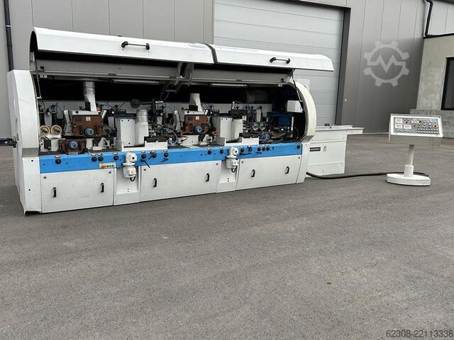 2004 LEADERMAC SPEEDMAC 826
Leadermac SPEEDMAC 826