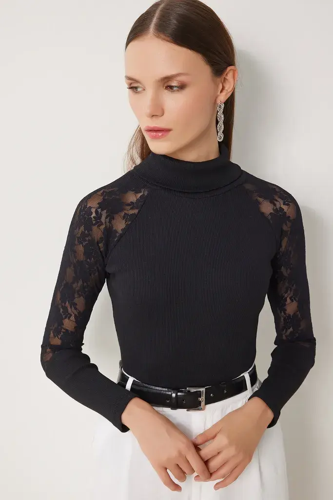 Happiness Istanbul Ženska Crna Rolka sa Čipkom Rebrasta Pletena Bluza En00626, Crna / Crna