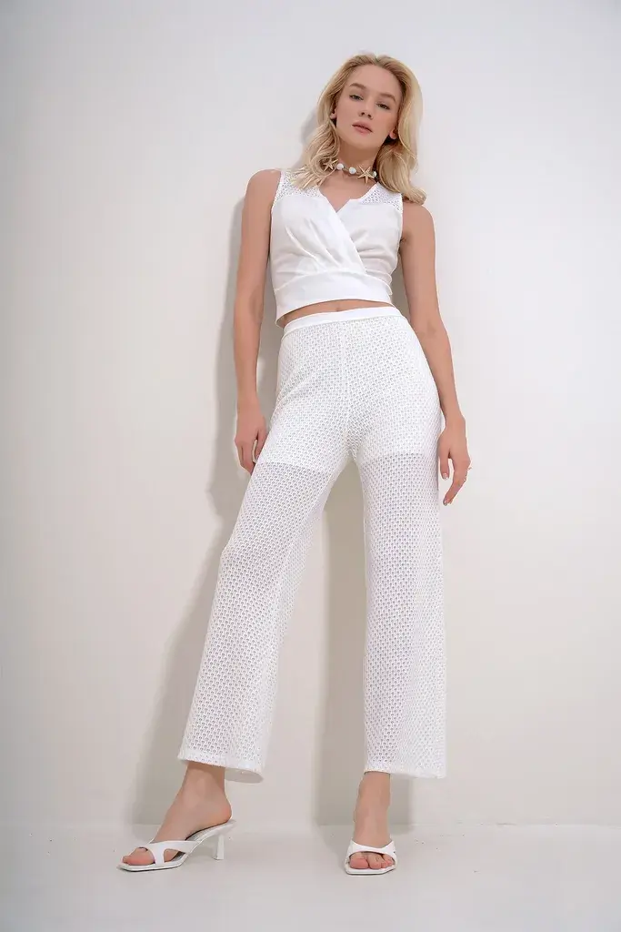 Trend Alacati Stili Ženski komplet bluza i pantalone Alc-X11946, Beli