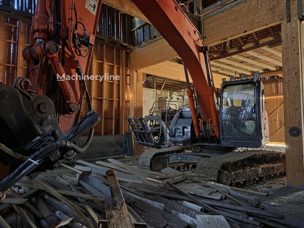 Prodaje se Hitachi ZX225 bager guseničar na aukciji