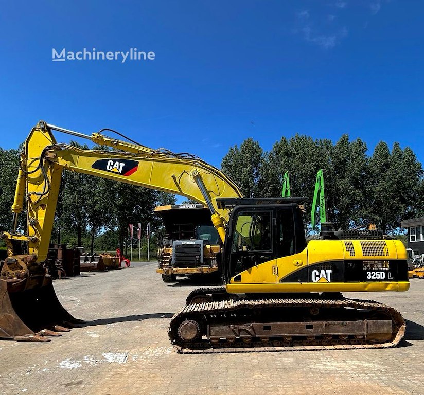 Caterpillar 325DL bager guseničar