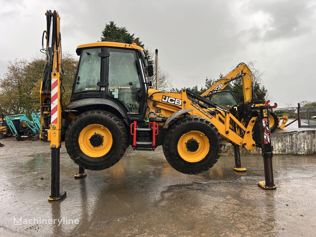 Prodaje se JCB 5CX V NAYaVNOSTI! bager-utovarivač na aukciji