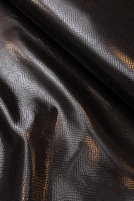 CRNA ELASTIČNA VEŠTAČKA KOŽA NA LIKRI – DEZEN REPTIL/ZMIJA (ŠIRINA 160CM) SKAJ PE033 – 46