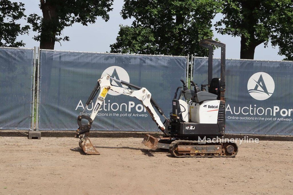 Prodaje se Bobcat E10Z mini bager na aukciji