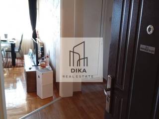 Trosobni stan deseti sprat, Beograd