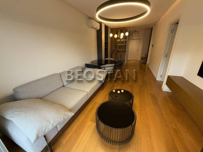 Trosobni stan Gospodara Vucica, Beograd
