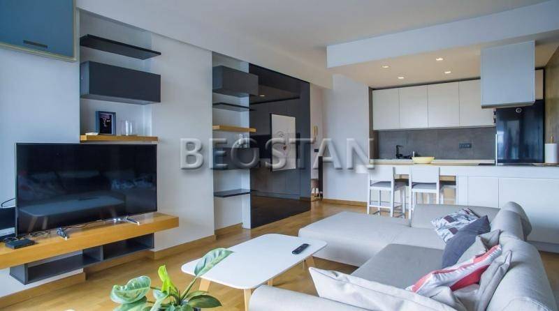 Trosobni stan Đorđa Stanojevića, Belvil, Beograd