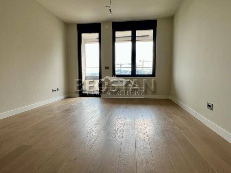 Trosobni stan Tadije Sondermajera, Airport City - Blok 60, Beograd