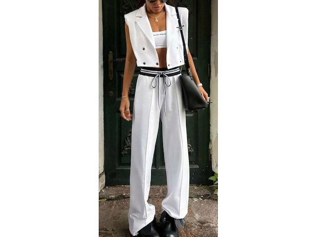 NOVE SHEIN Prelepe Široke Bele Pantalone (XS / S / M)