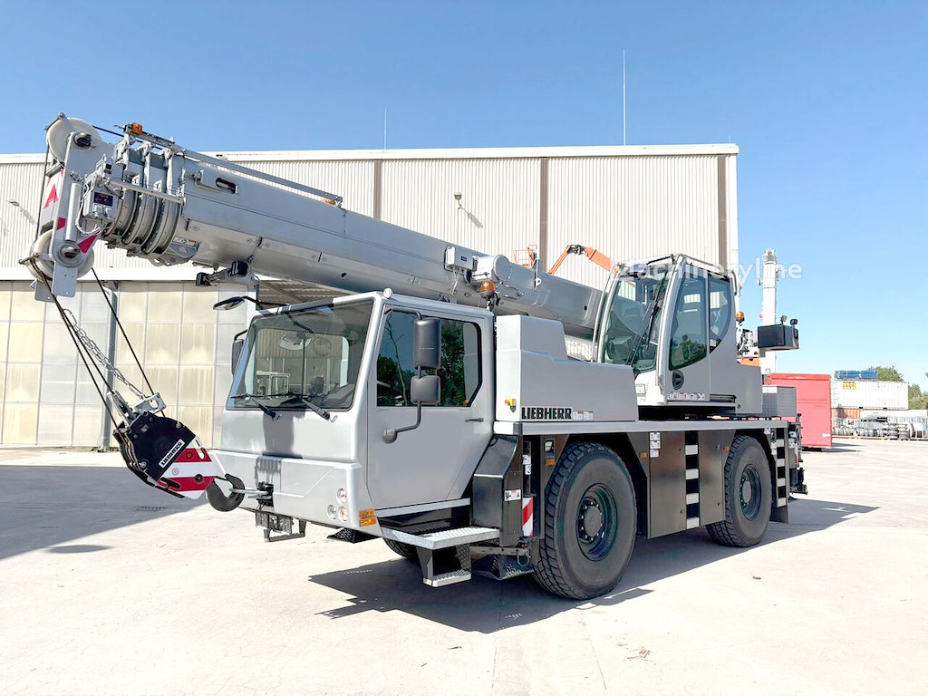 Liebherr LTM 1030-2.1 dizalica za sve terene