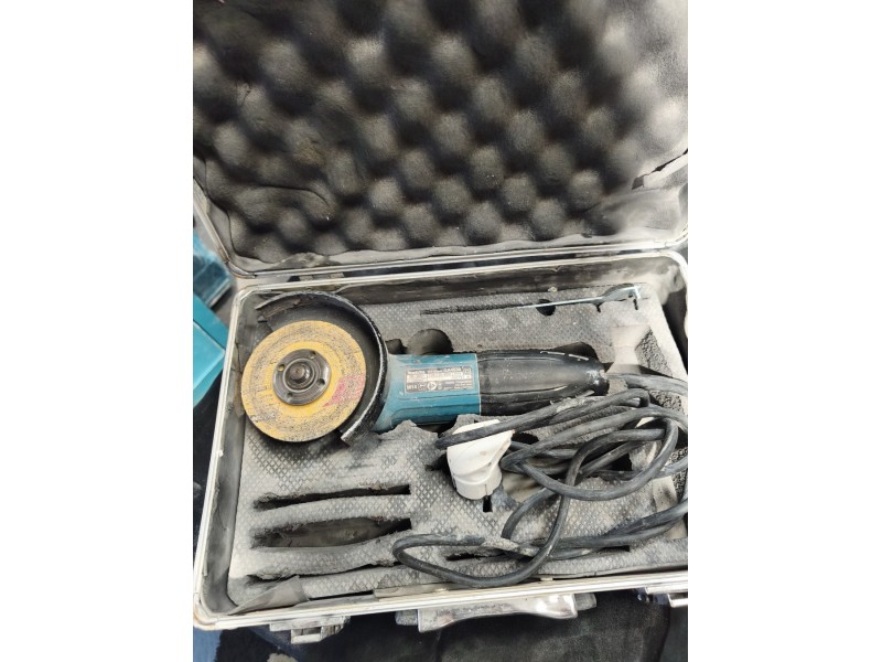 Makita brusilica