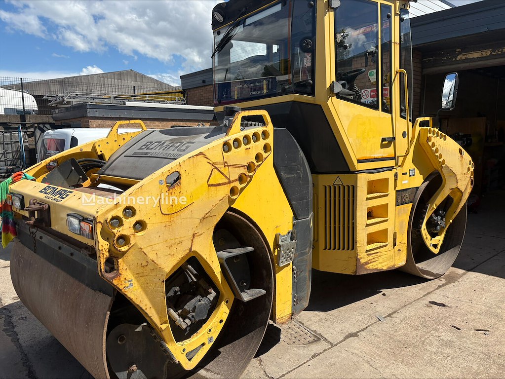 BOMAG BW161 valjak za asfalt