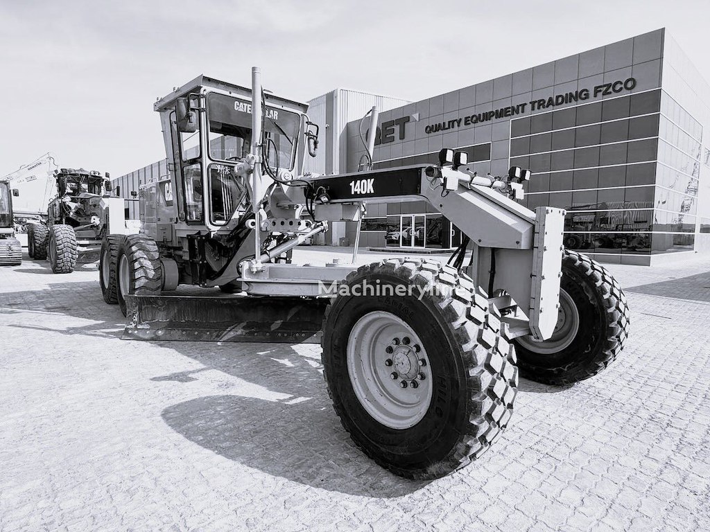Caterpillar 140K grejder