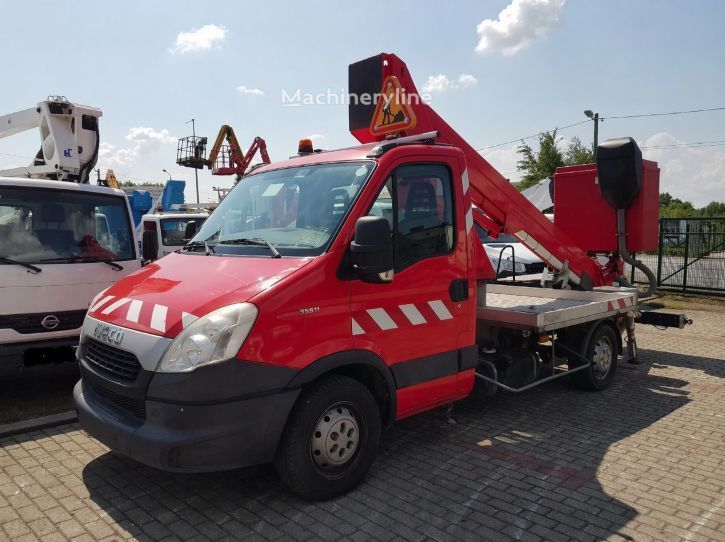 IVECO Daily 35S11 GSR 179T auto dizalica s korpom