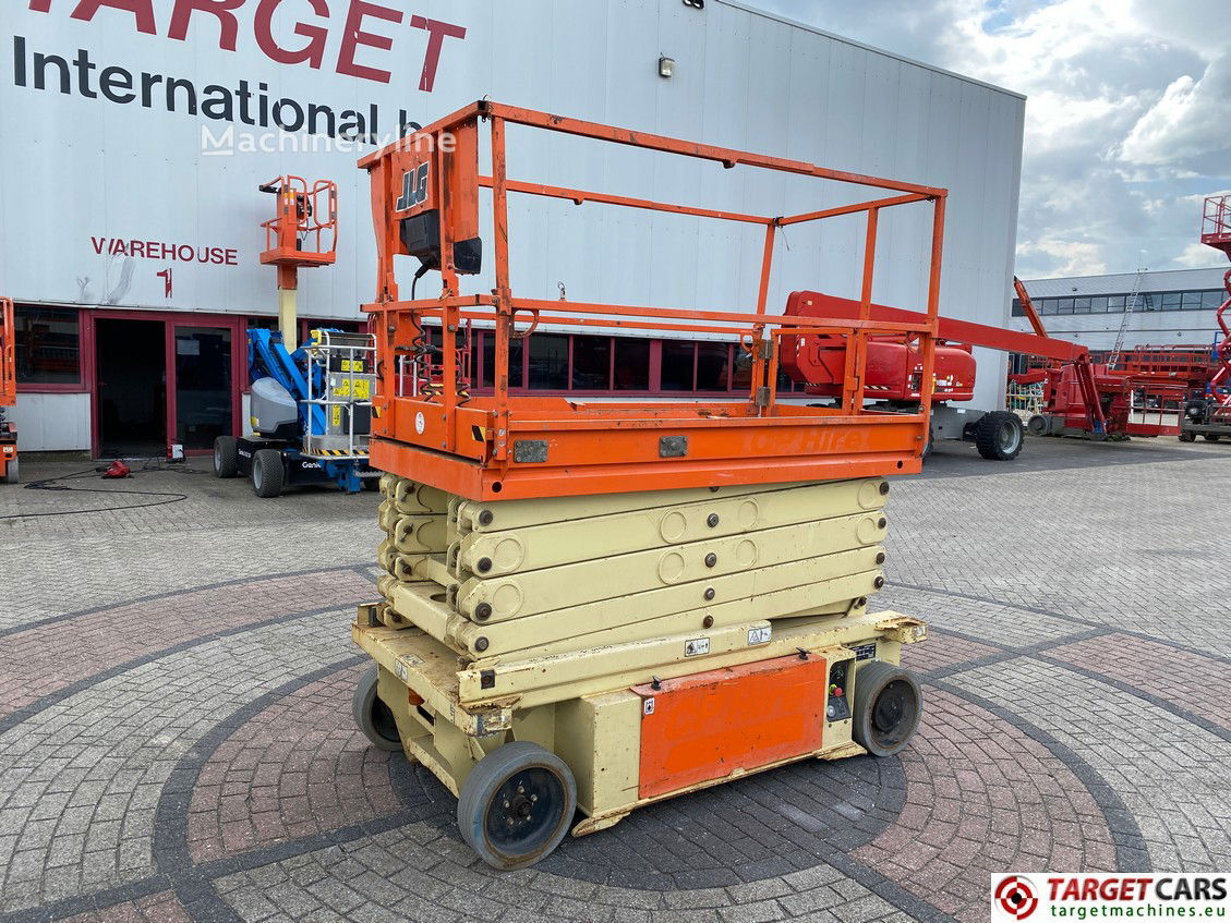 JLG 10RS makazasta platforma