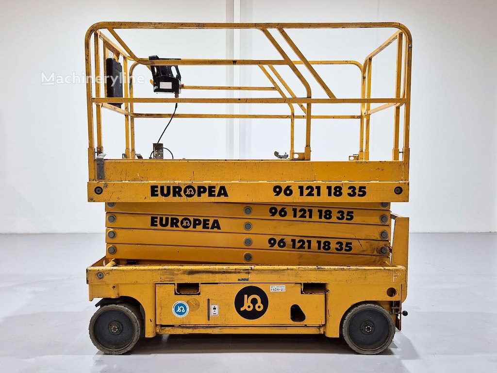 Haulotte COMPACT 12 makazasta platforma