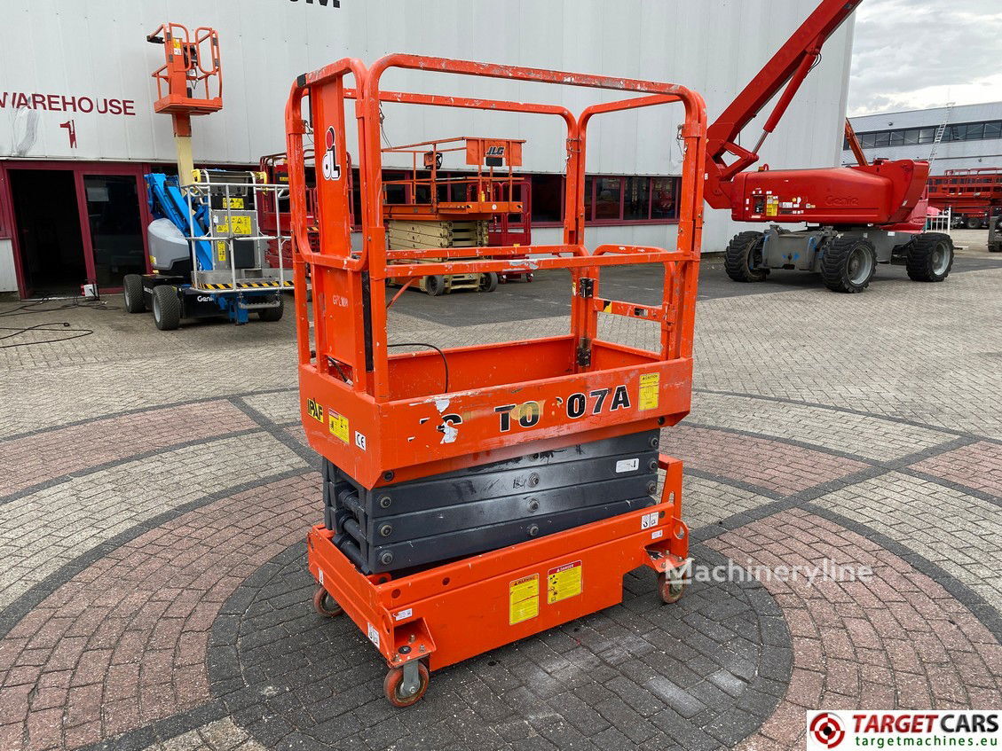 Dingli JCPT0607A PUSH AROUND ELECTRIC WORK LIFT 2020 590CM UK20111914 makazasta platforma