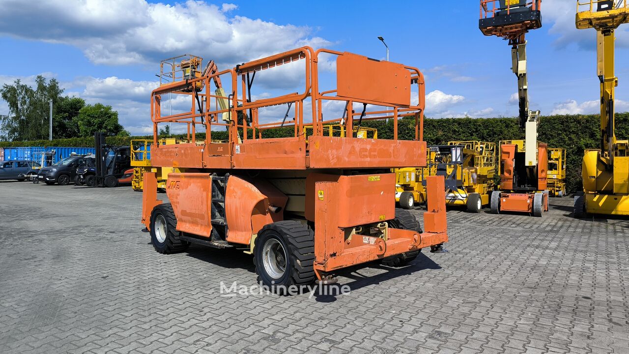 JLG 3394 RT makazasta platforma