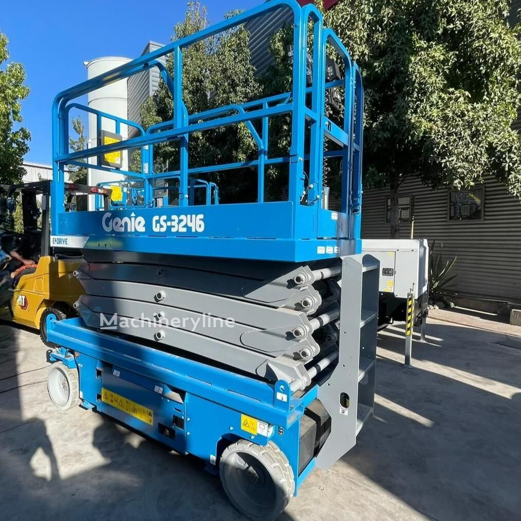 Genie GS-3246 E-Drive makazasta platforma