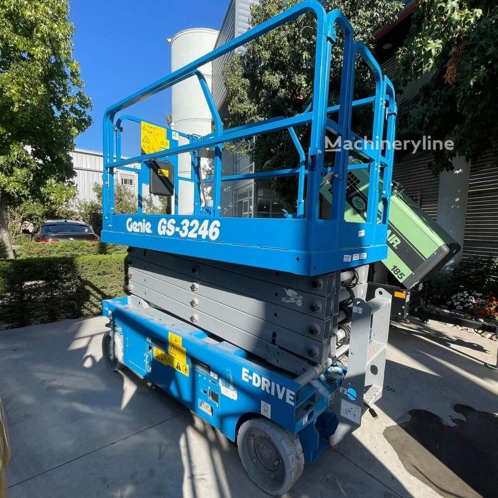 Genie GS-3246 E-Drive makazasta platforma