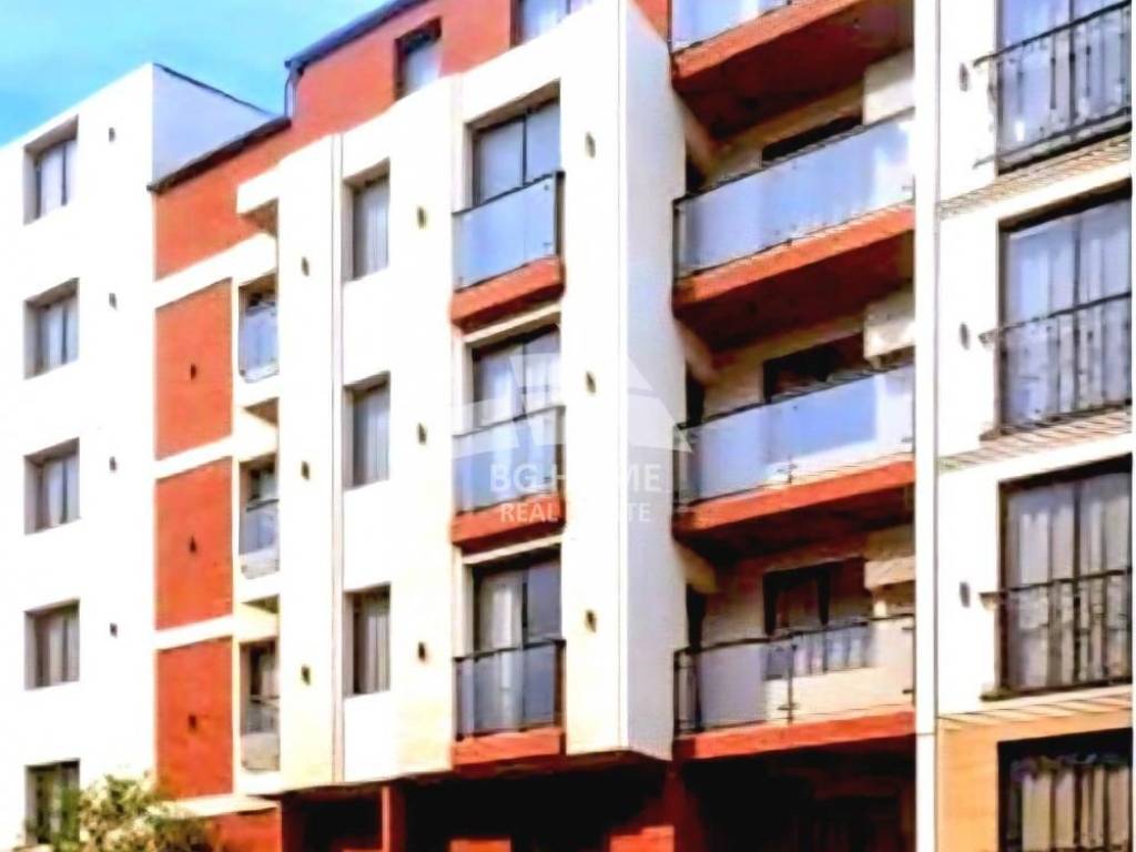Trosobni stan Primorska, Bogoslovija - Hadžipopovac, Beograd
