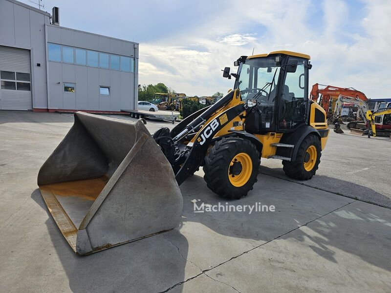 JCB 409 SV prednji utovarivač