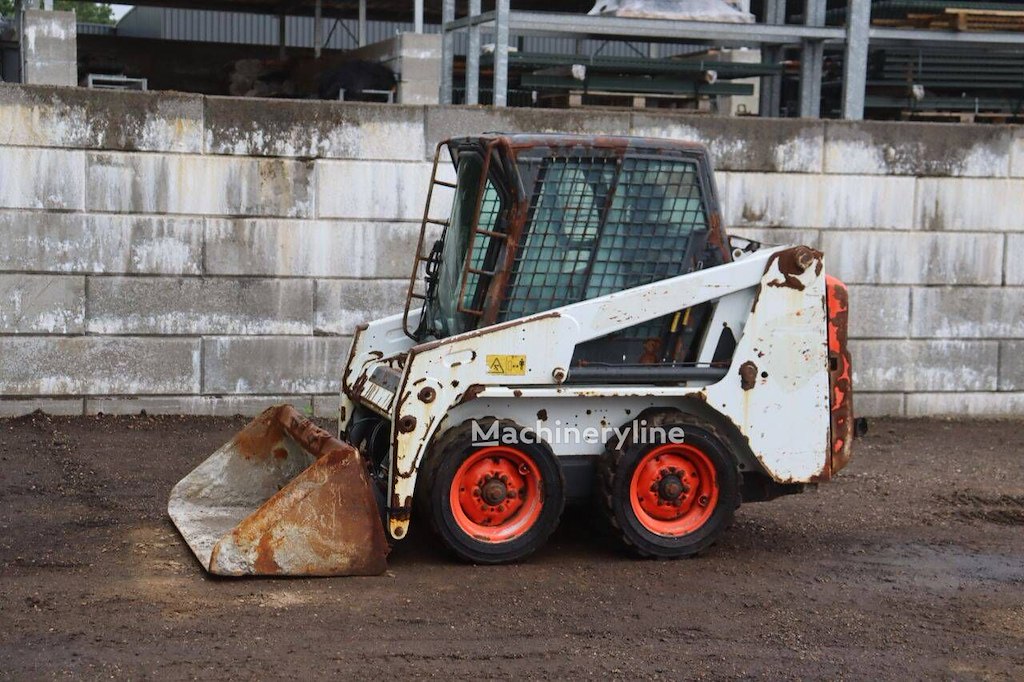 Prodaje se Bobcat S100 mini utovarivač na aukciji