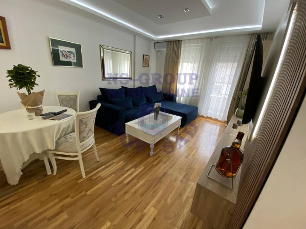 Četvorosobni stan 104 m², Grbavica, Novi Sad