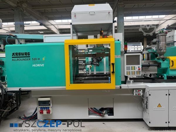 Mašina za brizganje plastike
Arburg 520H 1500-800 e²