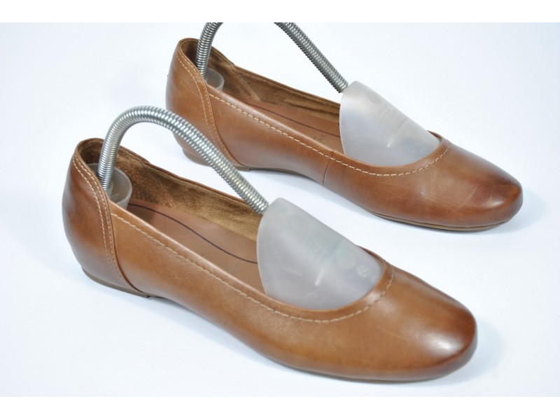 TAMARIS KOZNE BALETANKE-br.39