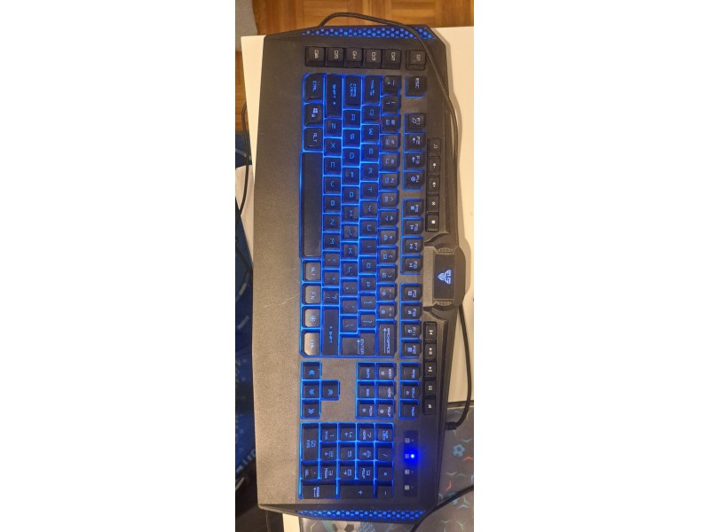 Gejmerska tastatura Fantech Booster K513 RGB