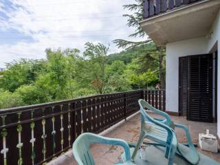 Samostalna porodična vila 99 m², Aranđelovac