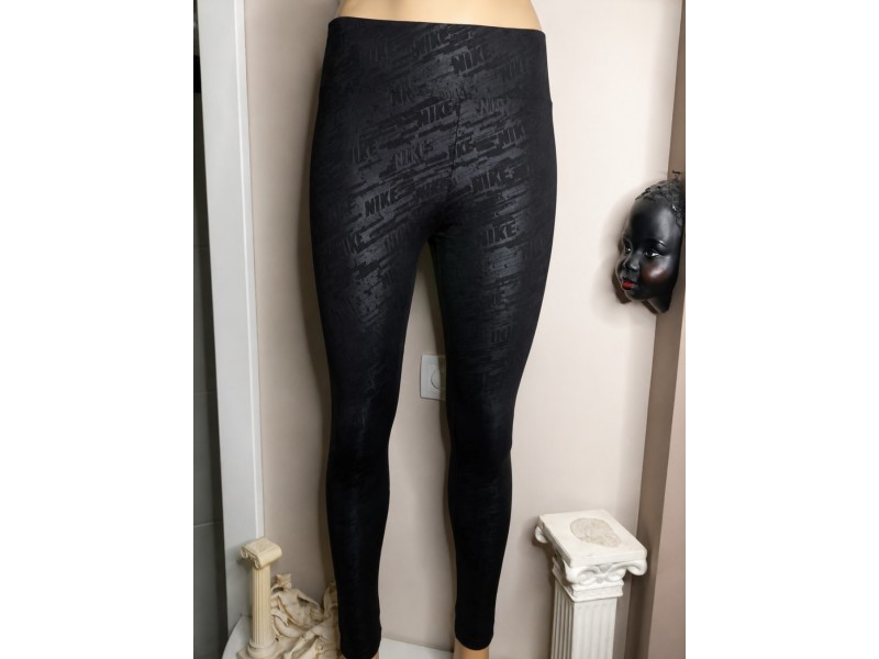 Nike helanke S vel