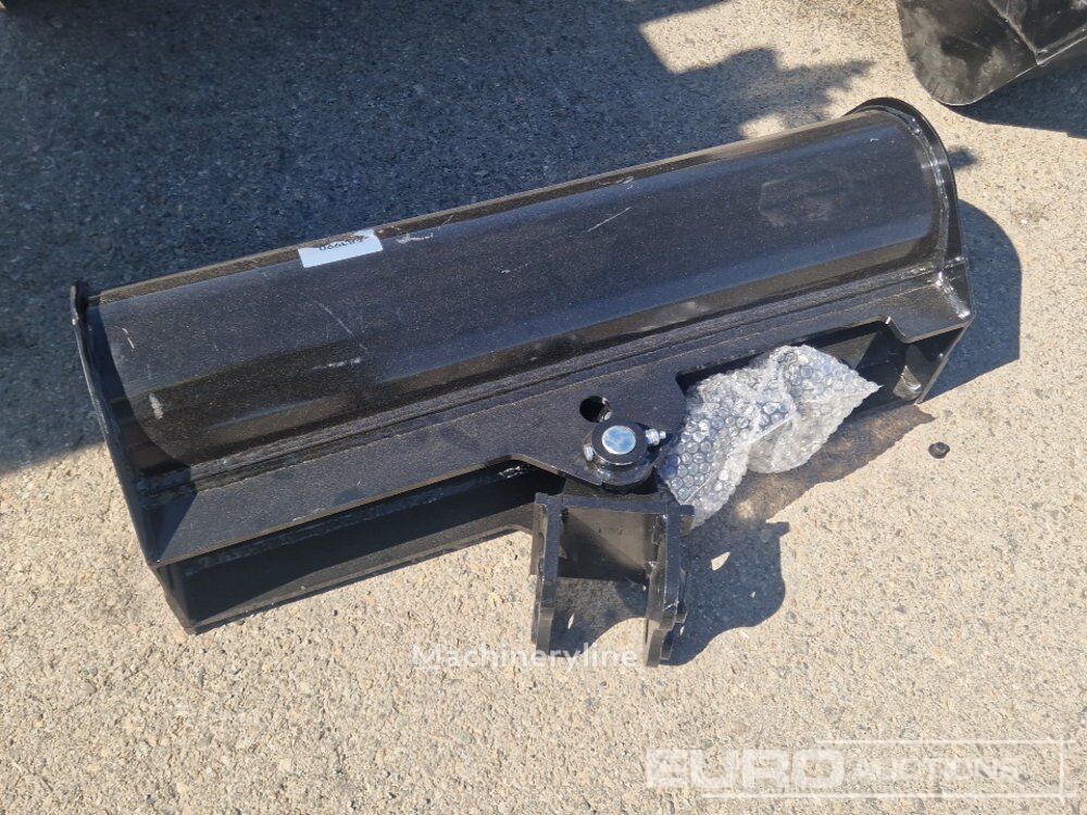 Prodaje se Captok 2026 Captok 32" Tilting Bucket to suit Excavator sejalnu kašiku na aukciji