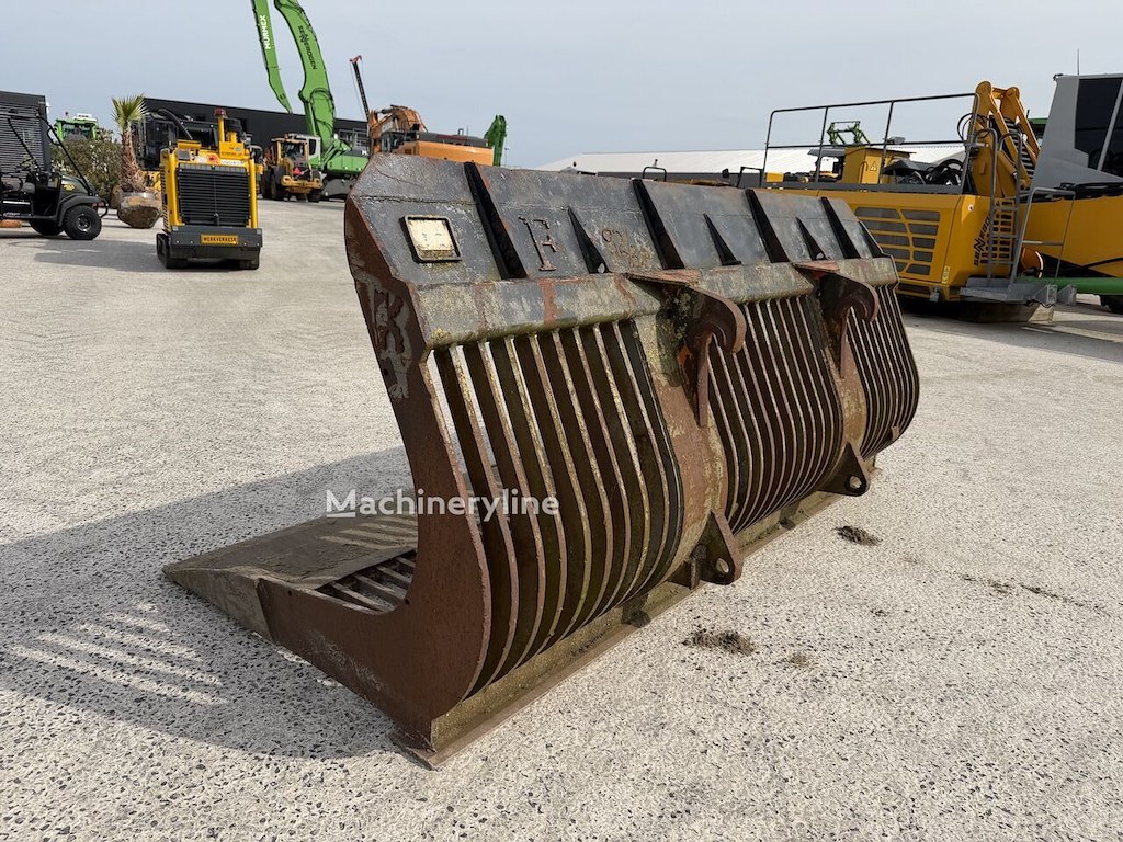 Volvo Puibak 280cm 2500ltr sejalna kašika