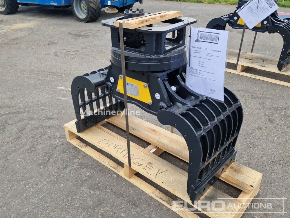 Prodaje se Mustang GRP150D grajfer na aukciji