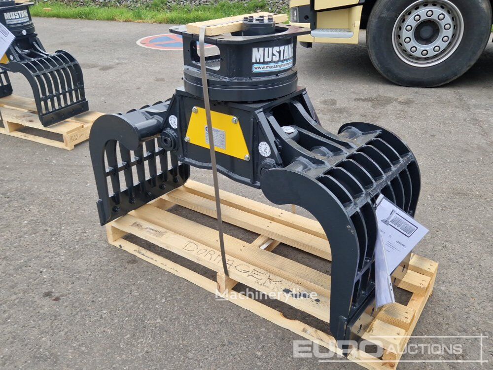 Prodaje se Mustang GRP250 grajfer na aukciji