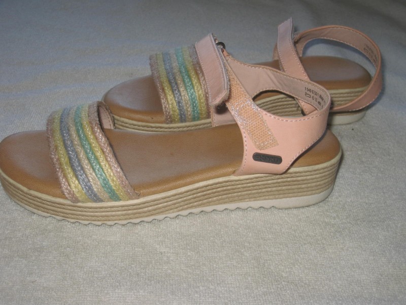 sandale ESPRIT BR 34 GAZ 21 CM