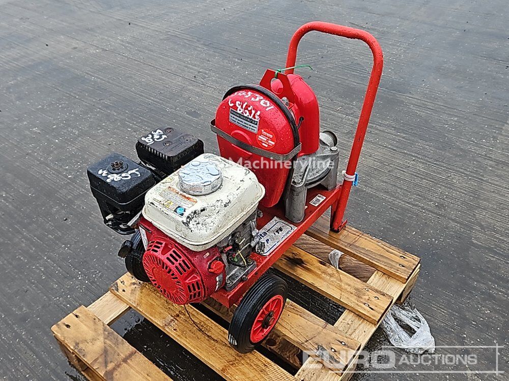 Prodaje se Hilta Pumps 2” Water Pump, Honda Engine motornu pumpu na aukciji