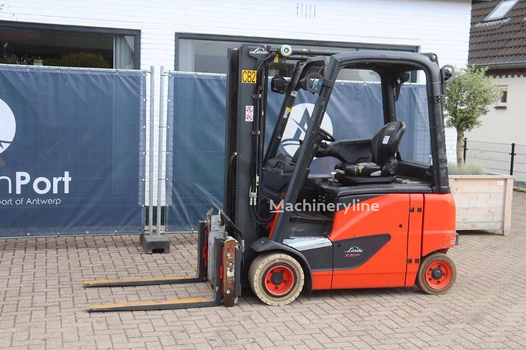 Prodaje se Linde E20PH-02 električni viljuškar na aukciji